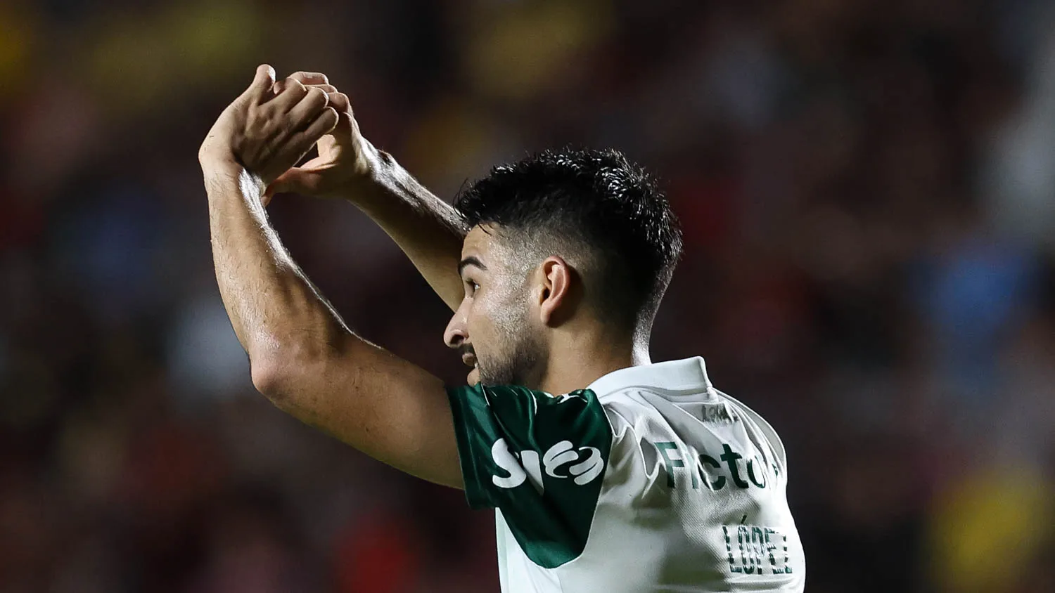 Flaco López será titular em dois jogos consecutivos pela primeira vez ...